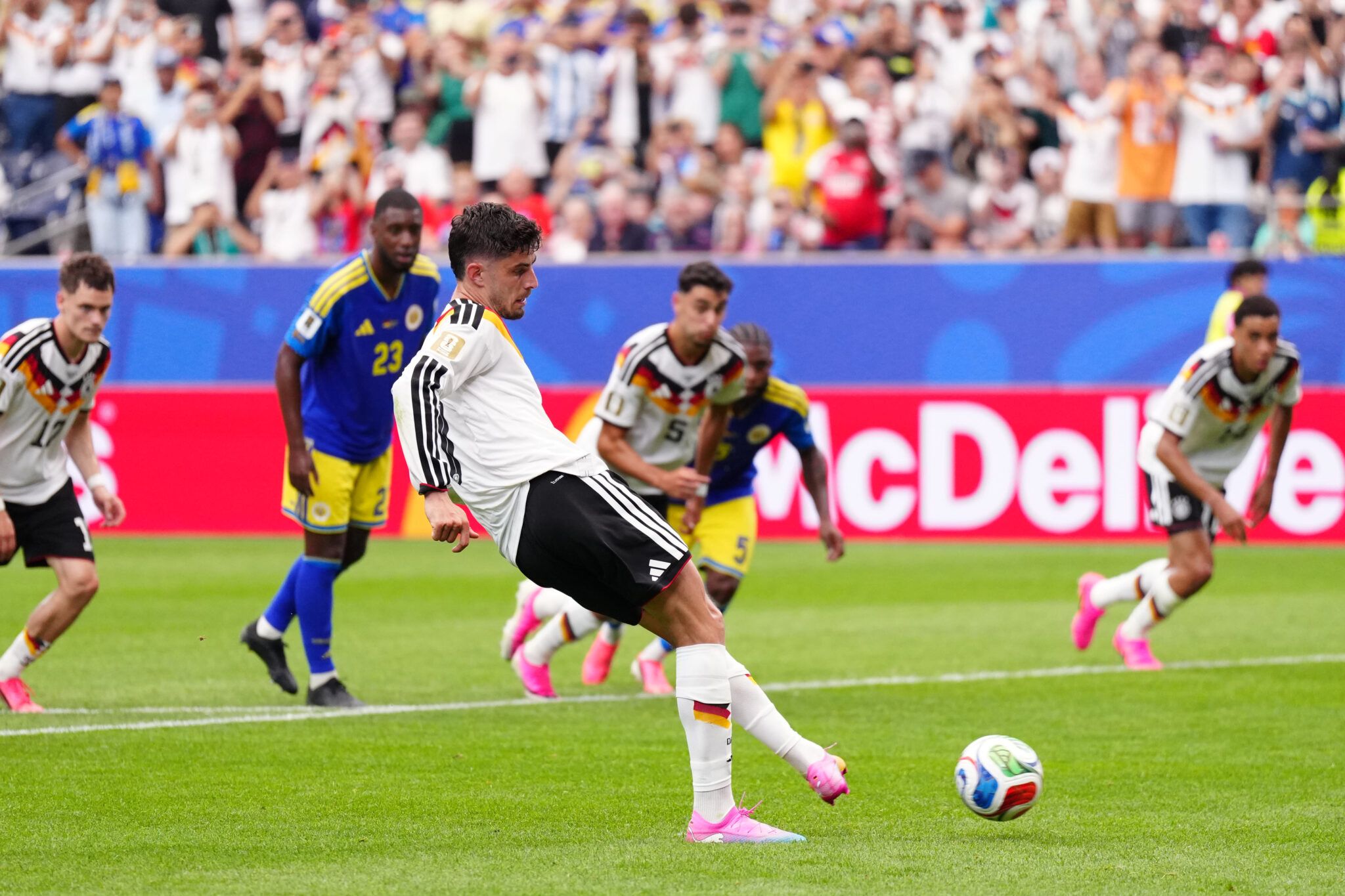 Alemania golea 7-1 a Curazao en histórico debut del Grupo E del Mundial ...